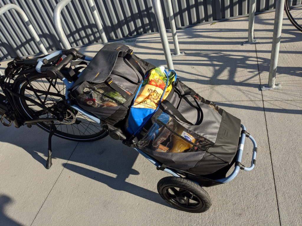 Review: The Burley Travoy is an almost-perfect bike trailer for city ...