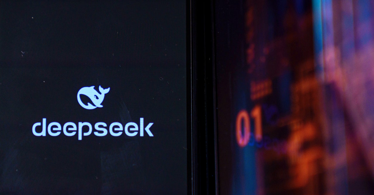 Chinese AI App DeepSeek Soars in Popularity, Startling Rivals - Techio